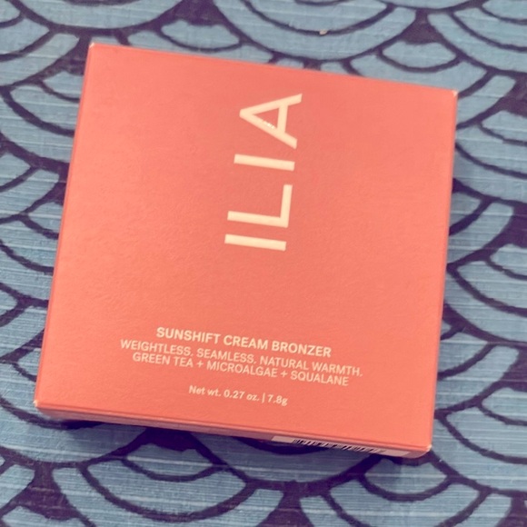 ILIA | Makeup | Ilia Sunshift Cream Bronzer Eclipse Nib | Poshmark